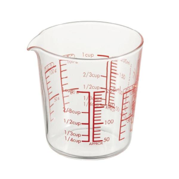 中から見えるメモリで使いやすいメジャーカップ。電子レンジ・食器洗い乾燥機OK。※個箱は付いていませんは付いていませんサイズ 幅 86 mm × 奥行 81 mm × 高 87 mm口径 81 mm容量 実用容量：200 ml　材質 耐熱ガラ...