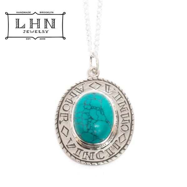 ■ブランド説明NY BROOKLYNでハンドメイドのアクセサリーを製作しているブランド。デザイナーはLewis Williams(ルイス・ウィリアムス)。イギリス生まれのルイスはロンドンの"Central Saint Martins" と”...