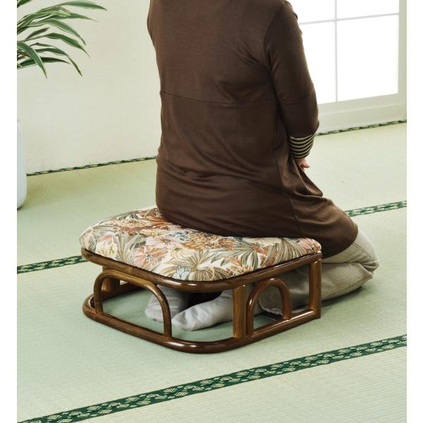 ■商品名　　ラタン・クッション付正座椅子 C72B　　  ■サイズ　　W450XD390XH210mm　■商品の状態・特徴　　　【新品】足腰・膝をいたわる正座椅子・楽な姿勢をたもてる正座椅子■材質　　　ラタン　　（クッション取り外し不可）■...