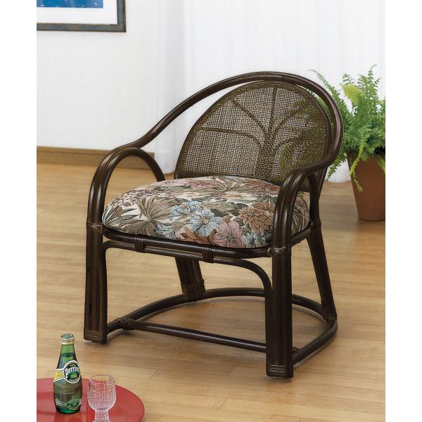 ■商品名　　　　ラタン・アームチェア TK110■サイズ　　W530XD530XH590mm(SH360)■商品の状態・特徴　　　　【新品】<BR>背もたれ部は藤四つ目編み、座クッション（取り外しできません）■材質　　　ラタン、...