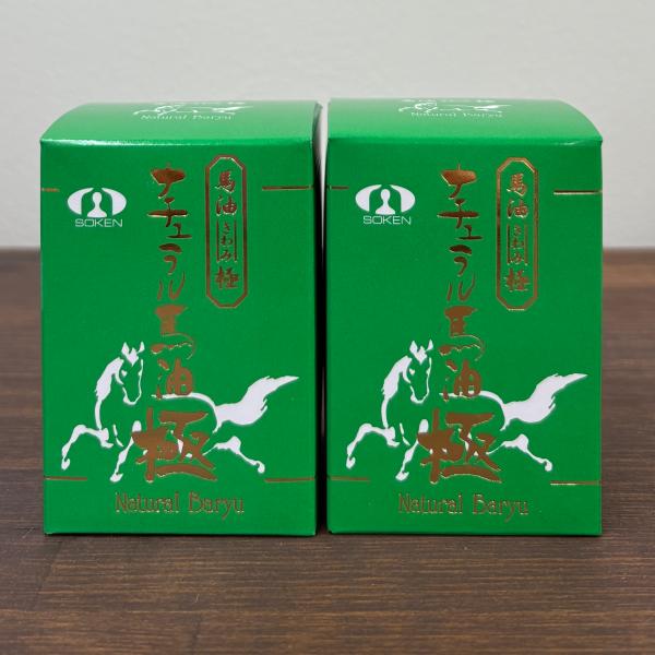 お風呂に入る20分くらい前に、手足、顔、頭皮などにすり込んでください。乾燥肌の部分には特によくすり込んでください。水仕事の多い方は、水仕事の前にご使用ください。肌荒れを防ぎます。本品は低温で抽出しているので、体温で溶解して肌に馴染み、潤いの...