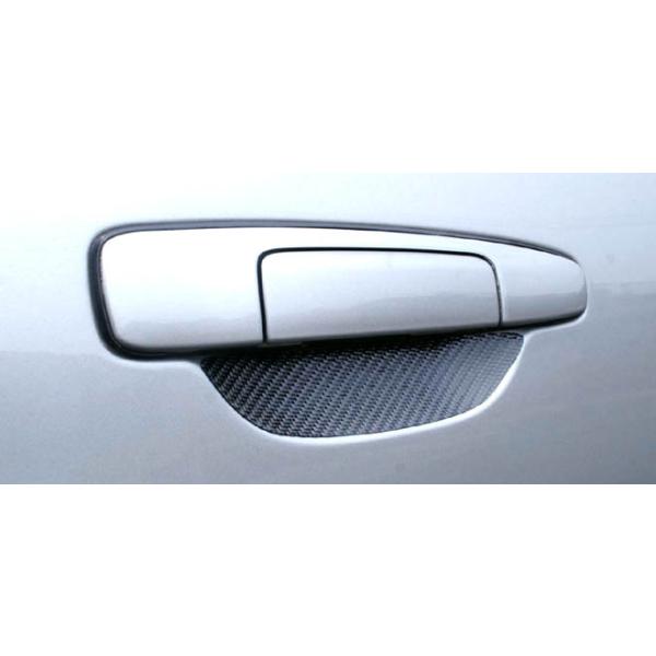 ★スマホの方は「商品説明をもっと見る」をクリックで詳細情報が表示されます★ドアハンドル周りのひっかき傷大切な愛車をキズから守ります！ドアハンドル、ドアノブまわりの引っかき傷防止に ドアノブガード！このドアプロテクターは、純国産・日本製にこだ...