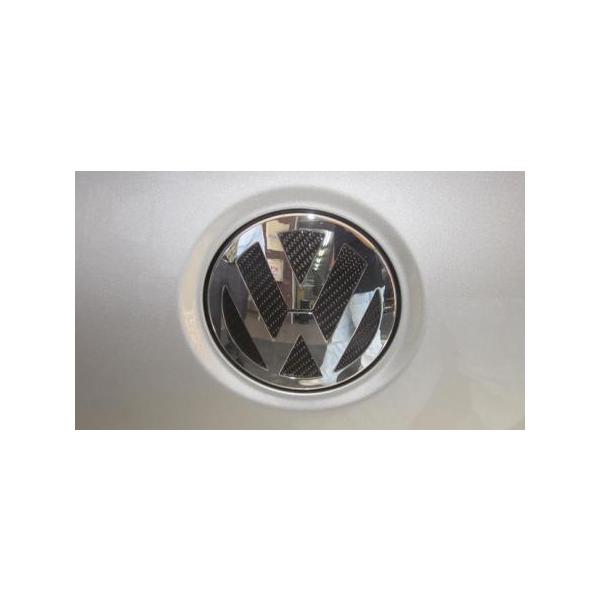 本商品は受注生産ですリアエンブレム専用のマジカルカーボンシートです。※写真はイメージです。実際のカット形状とは異なる場合がございます。◆適合車種ポロ 6R/C（2009.10〜）◆カラーブラック/CEV-6（4545403247806）シル...