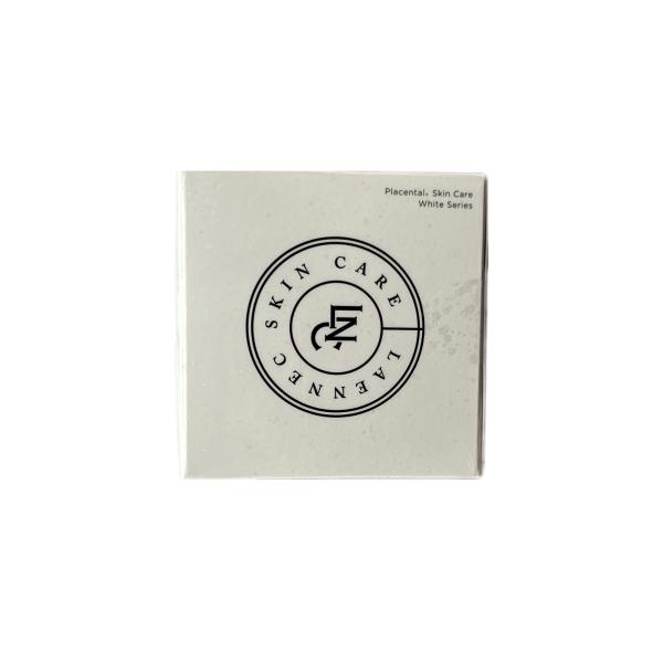 使い方・メイクなどをクレンジング料で落としてからご使用ください。・添付の泡立てネット等を使って空気を含ませるようにしながらしっかり泡を立て、その泡をクッションにして、肌をこすらないように優しく洗います。・洗顔後は泡残りのないようぬるま湯でし...