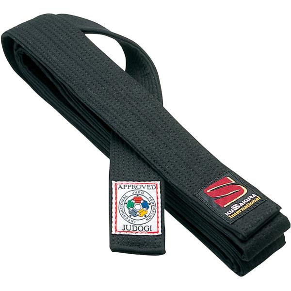 クサクラ KUSAKURA 柔道 九櫻 フェルト芯入試合用黒帯 JOIB 4号 幅4.5cm 10本縫い 認定帯 IJF公認 全柔連規格基準 試合 大会 対戦 稽古 練習 道場 部活 クラブ  JOIB4B　綿100で帯幅4.5cmに10本...
