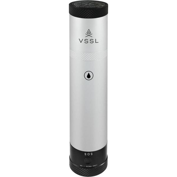 ベセル VSSL VSSL フラスク2.0 シルバー 懐中電灯 ハンドライト ライト ショットグラスキャンプ LED  VSSL01106S　アウトドア　登頂を祝う酒盛りをするために設計された懐中電灯です。内側は分子レベルのガラス層になって...