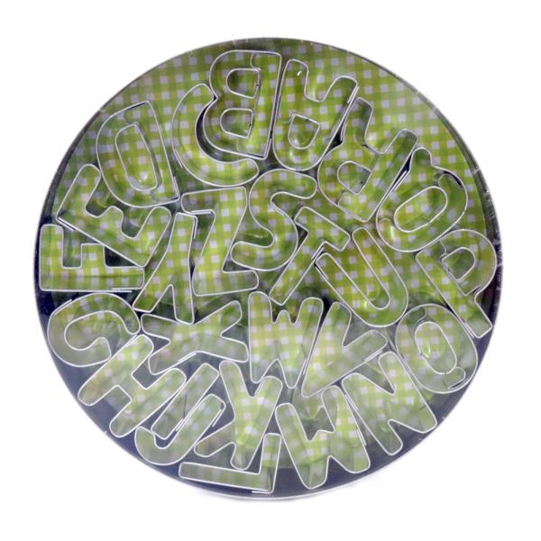 ドイツBIRKMANN社のクッキー型セット(缶ケース入り・アルファベット26文字)です。アイシングなどのデコレーションクッキーにおすすめの、可愛らしいデザイン型です。クッキー以外にも、スライスチーズや薄焼き卵、ハムなど、様々な食材にお使いい...