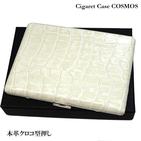 「シガレットケース コスモス 本革クロコ型押し」真鍮製のかさばらない薄型モデル。坪田パール製（PEARL）のタバコケースです。光沢のある本革クロコ型押しで１点１点丁寧に巻き上げています。カジュアルでスタイリッシュな真鍮製のシガレットケース。...