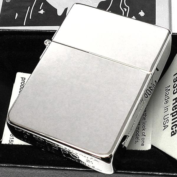 「1935復刻プラチナプレーティングZIPPO」1935モデルをベースに全面プラチナコーティングを施し、高級感をプラスしたシンプルかつハイクラスなZIPPOライター。覗き込むものをはっきりと映し出すほどのプラチナ鏡面仕上げ。1935シリーズ...