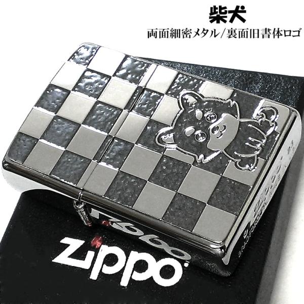 「柴犬 ZIPPO」表にはキュートなわんちゃんのイラスト、裏には旧書体のZIPPOロゴがデザインされた両面柄違いジッポー。旧書体のZIPPOロゴがクラシックな雰囲気を醸し出し、持つ人の個性を引き立てます。焼き付け塗装を施した細密メタルプレー...