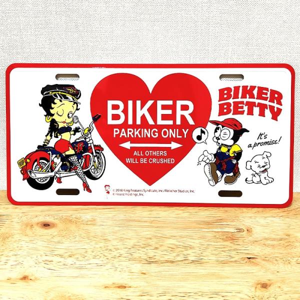 「コマーシャルプレート Betty Boop」アメリカの人気キャラクター『BETTY BOOP（ベティーブープ）』のブリキ看板！バイクに乗るベティちゃんと大きなハートマークがかわいいデザイン。飾るだけでとってもアメリカン！軽いので場所を選ば...