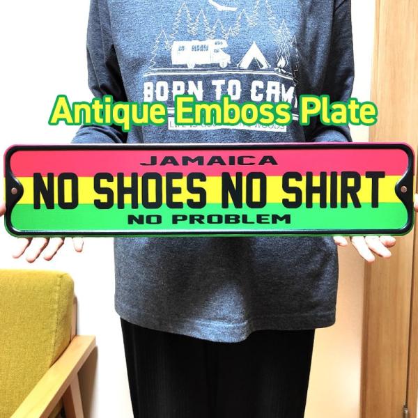 「アンティークメタルプレート NO SHOES NO SHIRT NO PROBLEM」「NO SHOES NO SHIRT NO PROBLEM」と書かれたユニークなブリキ看板！軽量なのでどこでも気軽に飾ることができます。お店やお部屋のア...