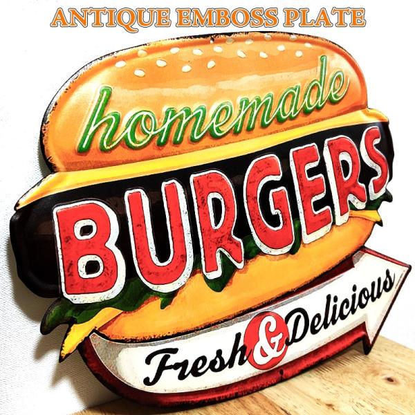 「ヴィンテージ風”BURGERS"壁掛け看板」珍しいハンバーガーの形のブリキ看板。アメリカン好きにはたまらないデザインです。アンティーク調でとてもおしゃれです。表面はアンティーク感あるビンテージ加工。傷やサビのデザインが良い味を出しています...