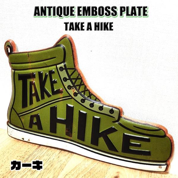 【アンティークエンボスプレート TAKE A HIKE】スニーカーの形がデザインされた可愛いブリキ看板です。お好きな靴のカラーをチョイスしていただけます！表面はアンティーク感あるビンテージ加工。傷やサビのデザインが良い味を出しています。これ...