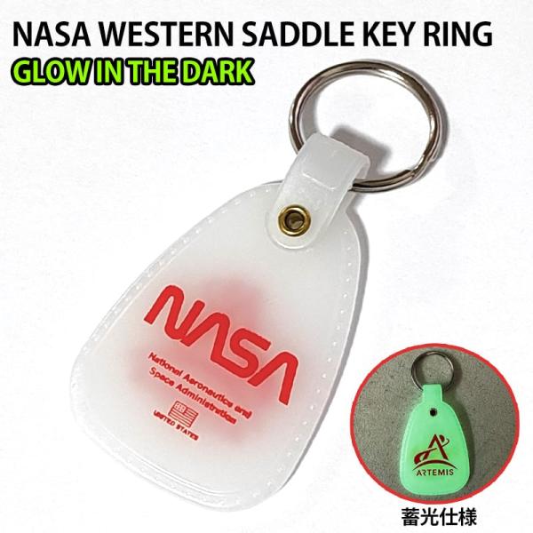 「NASA WESTERN SADDLE KEY RING」NASA公認ウエスタンサドル型キーリングです。1975〜1992年に採用され、今なおファンに愛され続ける“ワームロゴ”を刻印。暗闇で光るGLOW IN THE DARK(蓄光)仕様...