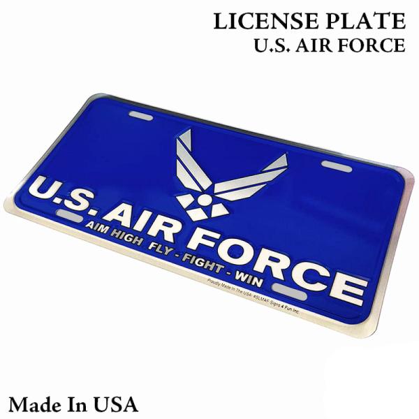 「ライセンスプレート U.S.AIR FORCE」アメリカ空軍のエリート部隊として知られる、「U.S. AIR FORCE」モチーフの存在感抜群ライセンスプレートです！ロゴ部分はエンボス加工が施されており立体的に見えるおしゃれな仕上がり。ア...