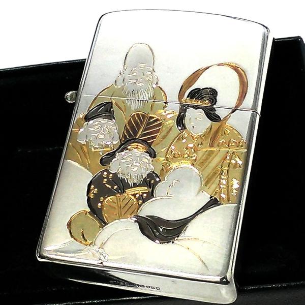 「オイルライター スターリングシルバー950 和柄」帝国ホテルショップのウエダジュエラーで作られた純銀製オイルライターです。1950年代昭和34年頃の作品となり、今では手に入れることが難しい希少な日本製ライターです。両面に七福神がデザインさ...