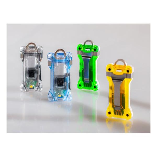 Armytek Zippyは、超薄型で軽量のキーリングトーチで、最高設定で160ルーメンの出力を提供し、日常使用に最適です。丈夫な金属製の取り外し可能なキーリングは、鍵やランヤードに簡単に取り付けることができ、最大16kgの耐荷重があります...