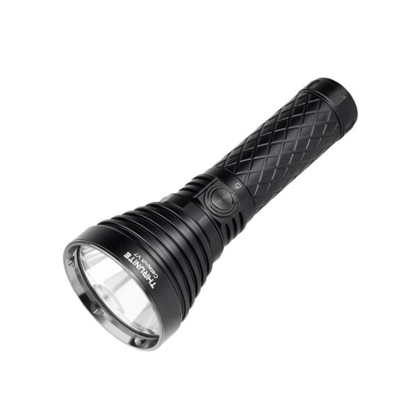 ■超長距離照射＆超高輝度高性能LEDとスムース＆深型リフレクターを採用し、最大4010ルーメン／最長1081mの照射を実現。捜索・救助、トレッキングなどアウトドア用途に最適です。■6段階の明るさモードファイアフライ／ロー／ミディアム／ハイ／...