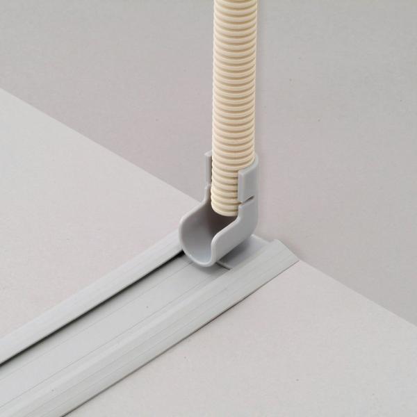 ドレンライン エアコン排水用レール 1.5m DL-1.5S (エアコン用排水レール ドレン排水用レール 因幡電機)●エアコン機器から排出されるドレン水を排水溝まで床面をぬらすことなくスムーズに流し、ドレン水によるシミや汚れを防ぎ、床面を美...