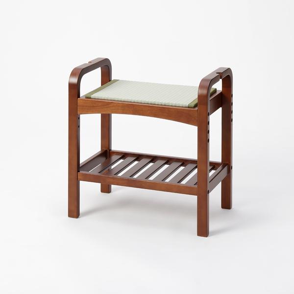 畳腰掛け ブラウン×樹脂製グリーン  (玄関チェア 腰かけ 椅子 高齢者 棚付き 大島屋)●消臭・抗菌剤を練りこんだ樹脂製の畳座面。●水分やキズに強いから、使用頻度の高い場所やお子様におすすめです。●靴のぬぎ履きや、ちょい掛けに便利な畳の座...