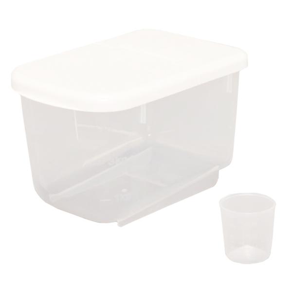 米びつ 5kg用 ホワイト PRS-5 (お米入れ 計量カップ付 おひつ キッチン用品 台所用品 5キロ 白 アイリスオーヤマ)●180mlの計量カップ付き、プラスチック製の米びつです。●底に傾斜がついているので最後までお米が取り出しやすく...