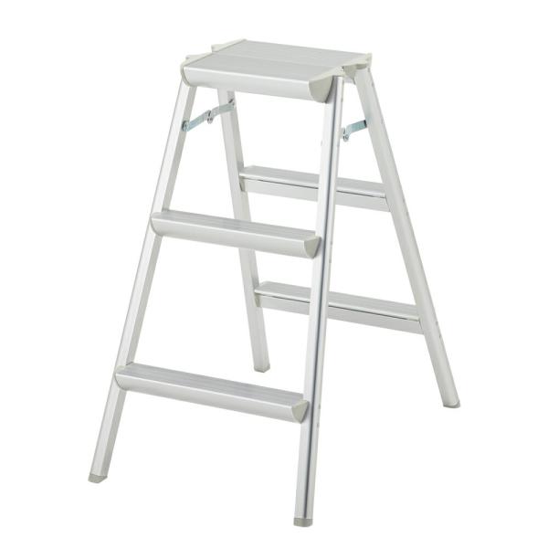 長谷川工業 踏台 天板幅広タイプ SEW-8a 4968757004299安定感抜群の天版幅広タイプの踏み台です。●アルミ　比重が鉄の約1/3と軽く、耐久性や、加工性にも優れています。また、リサイクルも容易です。●アルマイト処理　アルミの酸...