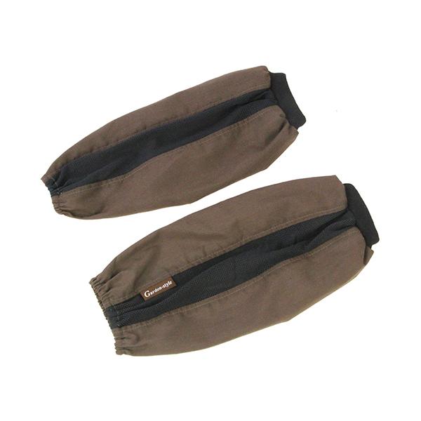 ガーデン防蚊腕カバー ブラウン 藤原産業 [園芸用品 保護具 補助具 園芸ウェア]●園芸作業をより快適にします。【用途】●園芸作業用腕カバー。【機能】●蚊などの虫が嫌がる防蚊加工を施しています。●通気性の良いメッシュ素材使用し、おしゃれなツ...