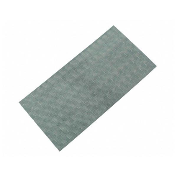 広い角度で反射するマイクロプリズム内蔵反射シートです。視認性向上による安全対策に。駐車場・フェンスなどへの危険標示に最適です。サイズ：70×140mm入数：1カラー：シルバー材質：【表面】アクリル【裏面】アルミ蒸着