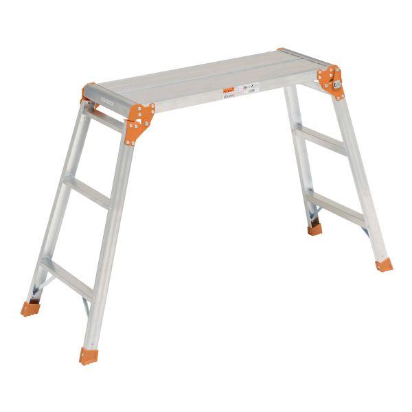 洗車やお掃除など様々な用途で活躍する足場台