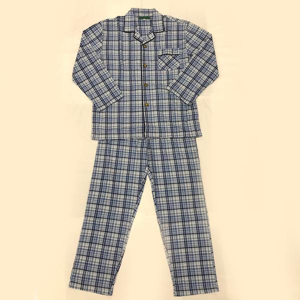 上着は長袖開きパジャマです。●着心地もやわらかく快適●速乾性があり汗をかいても安心●シワになりにくい●年中着れる万能素材●ズボン前開き有り仕様・注意事項●サイズM（胸囲88〜96）●素材　ポリエステル65％綿35％●色、柄のご指定はできませ...