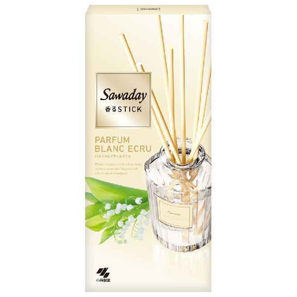 濃密フレグランスオイルを使用した香水調の香りが、スティックを通してお部屋全体に広がります。ピオニーやミュゲなどの透明感あふれるフローラルを中心に、明るい印象のアップルやマリーゴールドをアクセントに加えた、柔らかで心地よいフルーティーフローラ...