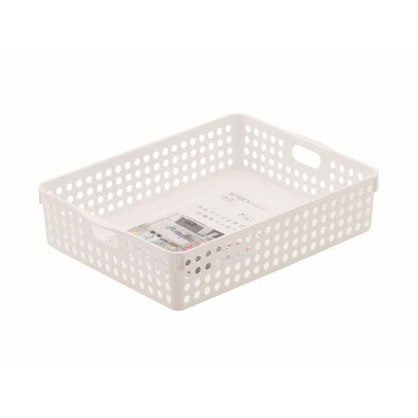 効率的な食品収納力とデザインが自慢のバスケット。お部屋の小物類はカラフルバスケットで分類収納。