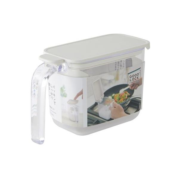 パッキンでしっかり閉まって湿気・乾燥を防ぎ、ワンタッチで開くコンテナシリーズ調味料がかたまりにくい、パッキンがついた調味料ポットです。手元のボタンを押せばフタが奥に開き、ぎゅっと閉まっていてもワンタッチで開けられます。いつもの料理に、さらさ...