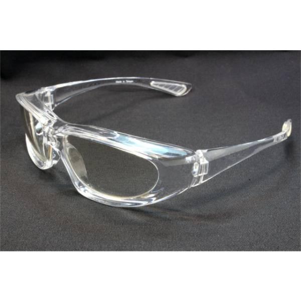 主に花粉や飛沫、ホコリから目を守るための保護メガネです。●花粉・アレルギー対策目への侵入を防ぐフード付きのデザインで、花粉や粉塵からガードします。●UVカット機能屋外での使用に適した紫外線カットレンズを採用しています。●クリアな視界視界を妨...