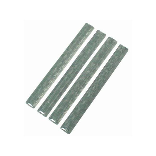 夜間の安全対策に役立つ反射プロテクターです。視認性向上による安全対策に。夜間外出時のカバンや自転車、車のドアガードに取り付け、視認性を向上します。サイズ：10×95mm色：銀入数：4カラー：シルバー材質：【本体】ポリウレタンレンジ【反射材】...