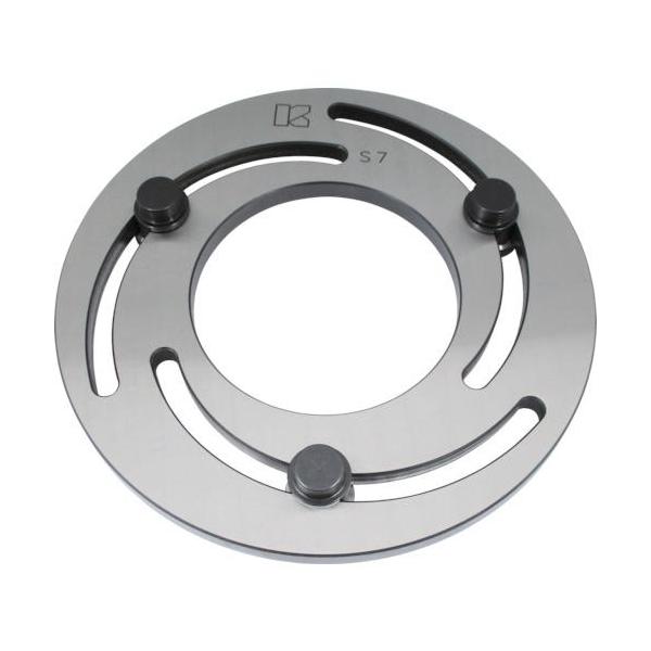 《メーカー》（株）カワシモ《品番》S7-17《特長》●生爪成形段取りは1分以内です。加工も短時間で完了します。未経験者でも芯出しがワンタッチで可能です。芯振れ精度10ミクロン内外です。●パーマネントツーリングの邪魔をせず、装着のままノギス測...