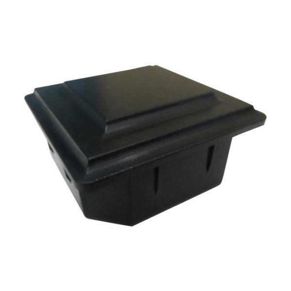 《メーカー》アルインコ（株）住宅機器事業部《品番》BB300K2《特長》●パイプの穴を隠しきれいに仕上げます。《用途》●建築資材用。●パイプ端部に。《仕様》●質量(g):25●横(mm):70●縦(mm):70《仕様２》●樹脂●ブラック色●...