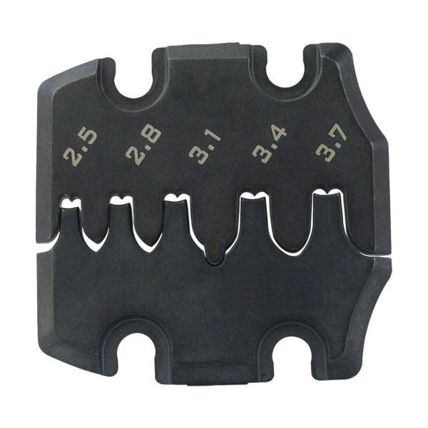 《メーカー》（株）エンジニア《品番》PAD-13S《特長》●PAD-11〜13用の交換ダイス。《用途》●中、大型のオープンバレル端子の圧着作業に。《仕様》●全長(mm):41●適合ダイス幅(mm):2.5、2.8、3.1、3.4、3.7《仕...