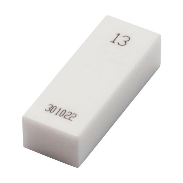 《メーカー》新潟精機（株）《品番》BC0-1300《特長》●精度保証のため、検査時の数値を記した検査表付です。●セラミック製の為、錆びないので素手で取り扱え、多湿の場所でも使用後の防錆処理が不要です。●測定面に傷が入った場合でもカエリが出に...