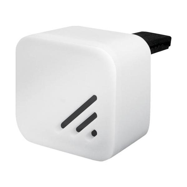 《メーカー》（株）プロスタッフ《品番》C-53《特長》●アメリカ航空宇宙局(NASA)の宇宙食の完全滅菌にも使用されているCLO2が、車内の悪臭の元になる雑菌を強力にカットします。●香りつきの消臭剤が苦手な方も安心してお使いいただけます。●...