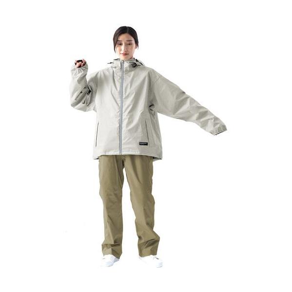 《メーカー》（株）カジメイク《品番》7481-03-M《特長》●ゆったりシルエットで雨でも晴でも着用できるおしゃれなレインスーツです。《用途》●作業に。●お出掛けに。●自転車に。《仕様》●色:オフホワイト●サイズ:Ｍ●身長(cm):155~...