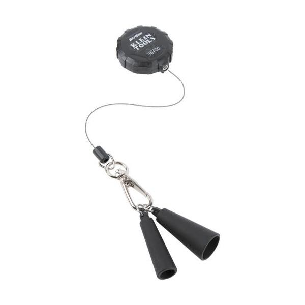 《メーカー》ＫＬＥＩＮ　ＴＯＯＬＳ社《品番》86700《特長》●ステンレス製伸縮ワイヤー、交換用ラバーブーツ付です。●ワイヤーは最大約122cmまで伸び、自動で巻き取られます。●クリップは360度回転し、ポケットやベルトにしっかり固定できま...