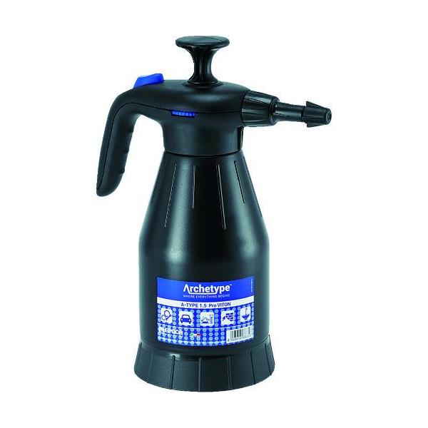 《メーカー》ＥＰＯＣＡ社《品番》7831.R001《特長》●霧状からジェット状に調整可能です。●液体の残量を確認できる窓付です。●安定性に優れたベース付です。●耐薬品性の屈強なタンクとバイトンゴム［［Ｒ上］］のガスケットを備えており、耐油性...