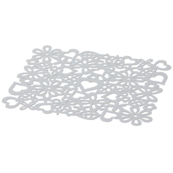 ●シリコーン製で嫌な音もしないので、食器棚や小物の下に敷くマットとしてもお使いいただけます●まな板やボウルの下に使えば、すべり止めにも●食洗機対応なので、洗いやすく衛生的です●裏面には水を通すための凸がついています●お手入れも簡単なのでなが...