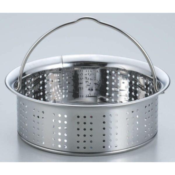 抗菌ステンレス製排水口ゴミ受けです。この製品は、主にキッチンや浴室の排水口に使用され、ゴミを効果的にキャッチするためのデザインが施されています。抗菌機能があり、衛生的に使用できます製品サイズ（約）：外径135×45mm製品重量（約）：90g...