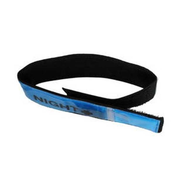 夜間、車のライトにくっきり反射するのに加え、LEDの光でドライバーに存在を知らせます。点灯/点滅/消灯モードの切替ができます。脱着が簡単なマジックテープを使用しています。●用途:夜間のジョギング、自転車での走行に。子供の通学に。夜間の道路ぎ...