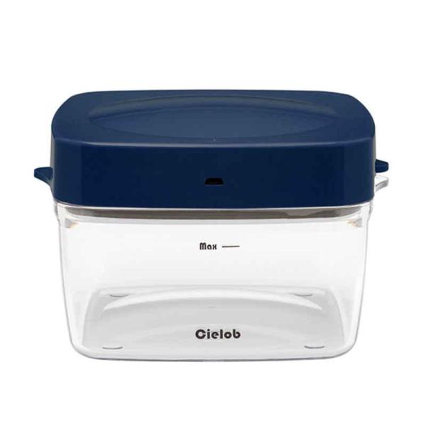 容器内の真空率を自動で管理してくれる、真空調整機能付き保存容器です。蓋に内蔵されたスマートセンサーが容器内の真空率を感知し、最適な真空率に調整します。食材を入れればあとは容器が自動で管理してくれるので、楽ちん＆安心して食材保存ができます。空...