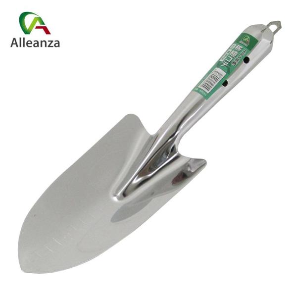 移植鏝は、植物の植替え、寄植え作業に【特徴】・目盛り付きのなので土の深さを計測できます・ステンレス製なので水洗いしても錆びにくい！お手入れ簡単！・補強付きなので首部が折れにくい・一般的な広幅タイプ【仕様】・梱包サイズ：幅80x高さ290x奥...