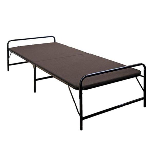 折りたためて収納に便利なベッド【特徴】・折りたたんで収納可能・使わないときはお部屋を広く使用できます・布団からの寝起きが辛い方にも立ち上がりしやすい座面の高さ・下部は収納スペースとしても使用可能【仕様】・カラー：ブラウン・サイズ：[使用時]...